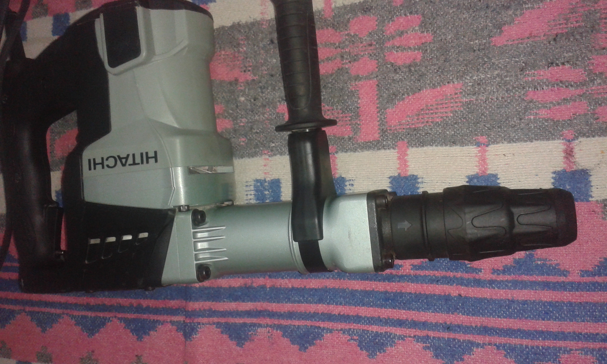 Mazaady - jackhammer